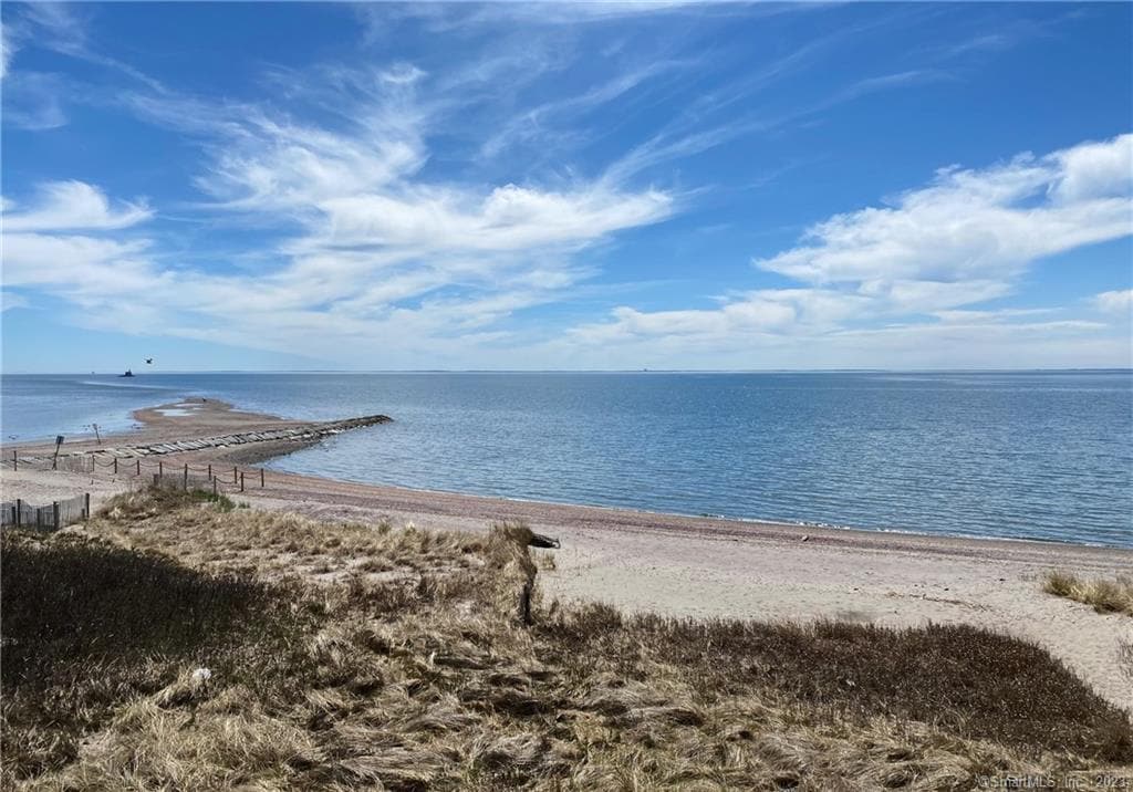 825 Fairfield Beach Rd, Fairfield, CT 06824 - House Rental in Fairfield ...