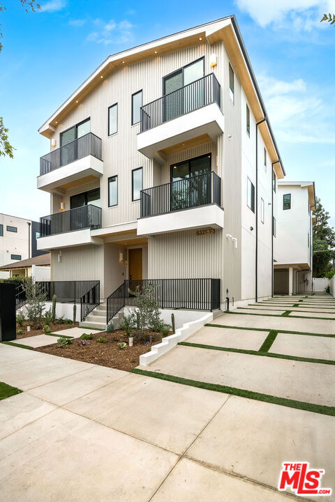 5321 Ben Ave Unit 3, Los Angeles, CA 91607 - Condo for Rent in Los ...