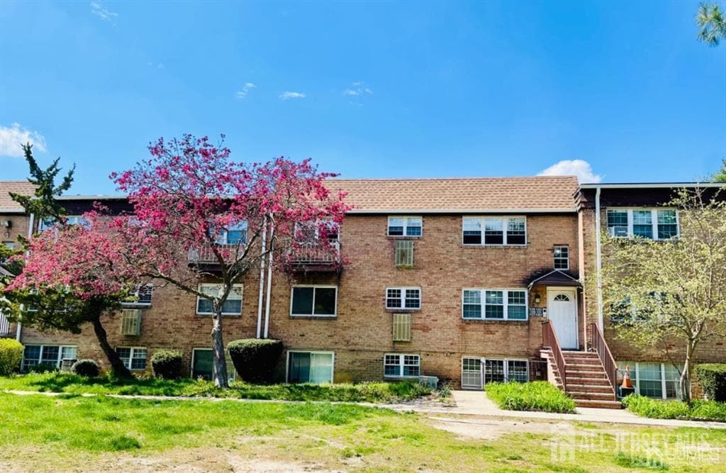 128 College Dr, Edison, NJ 08817 - Condo for Rent in Edison, NJ ...