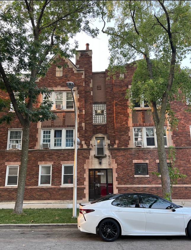 5200 W George St Unit 3, Chicago, IL 60641 - 5200 W George St Chicago ...