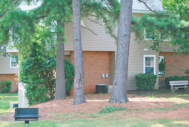 Southern Pines Apartments - Taylors, SC | Apartments.com
