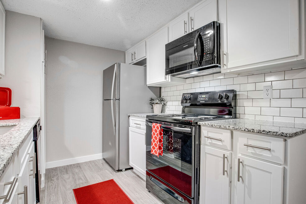 Array - Apartments in Austin, TX | Apartments.com