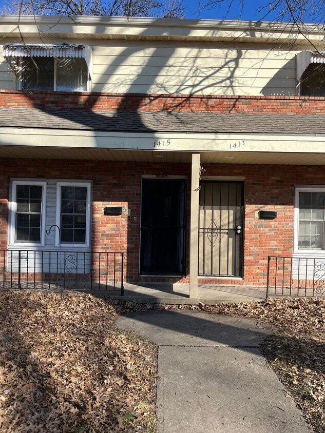 1415 N Main St, Independence, MO 64050 - Townhome Rentals in ...