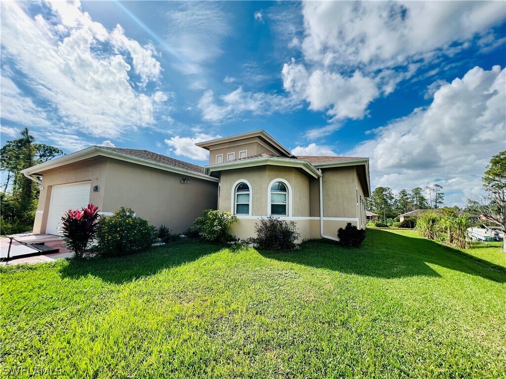 1061 Albert Ave, Lehigh Acres, FL 33971 - House Rental in Lehigh Acres ...