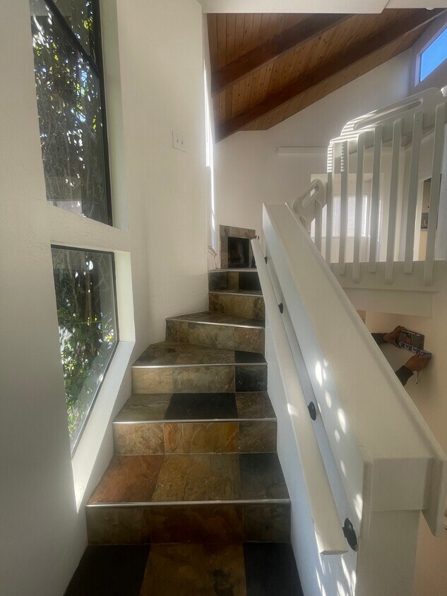 106 Grover Ln, Santa Cruz, CA 95060 - House Rental in Santa Cruz, CA ...