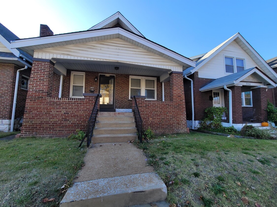 2215 McCausland Ave, St. Louis, MO 63143 - House Rental in St. Louis ...