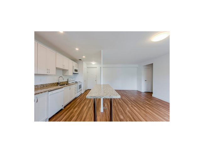 161 St George St, Toronto, ON M5R 2M3 Apartments - 161 St George St ...