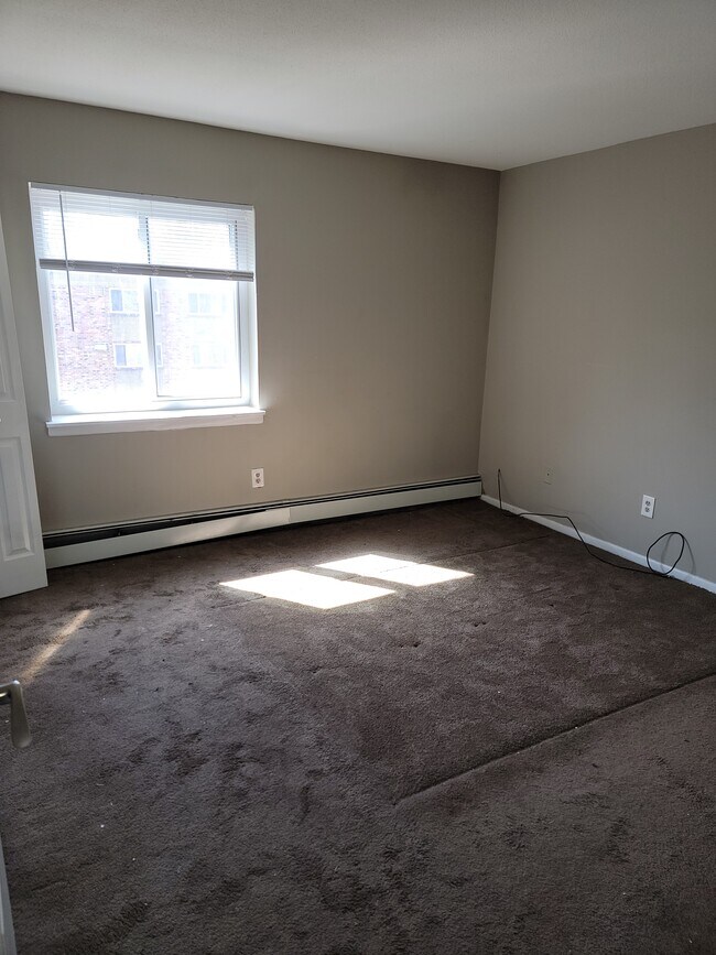 131 Sherbrooke Ave, Hartford, CT 06106 - 131 Sherbrooke Ave Hartford ...