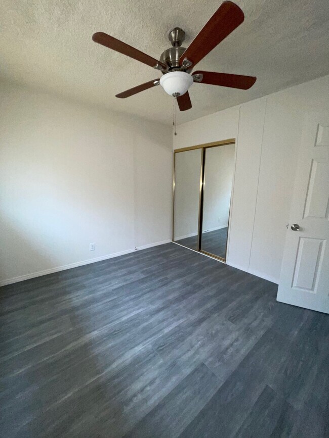 4455 W Rosecrans Ave Unit B, Hawthorne, CA 90250 - 4455 W Rosecrans Ave ...