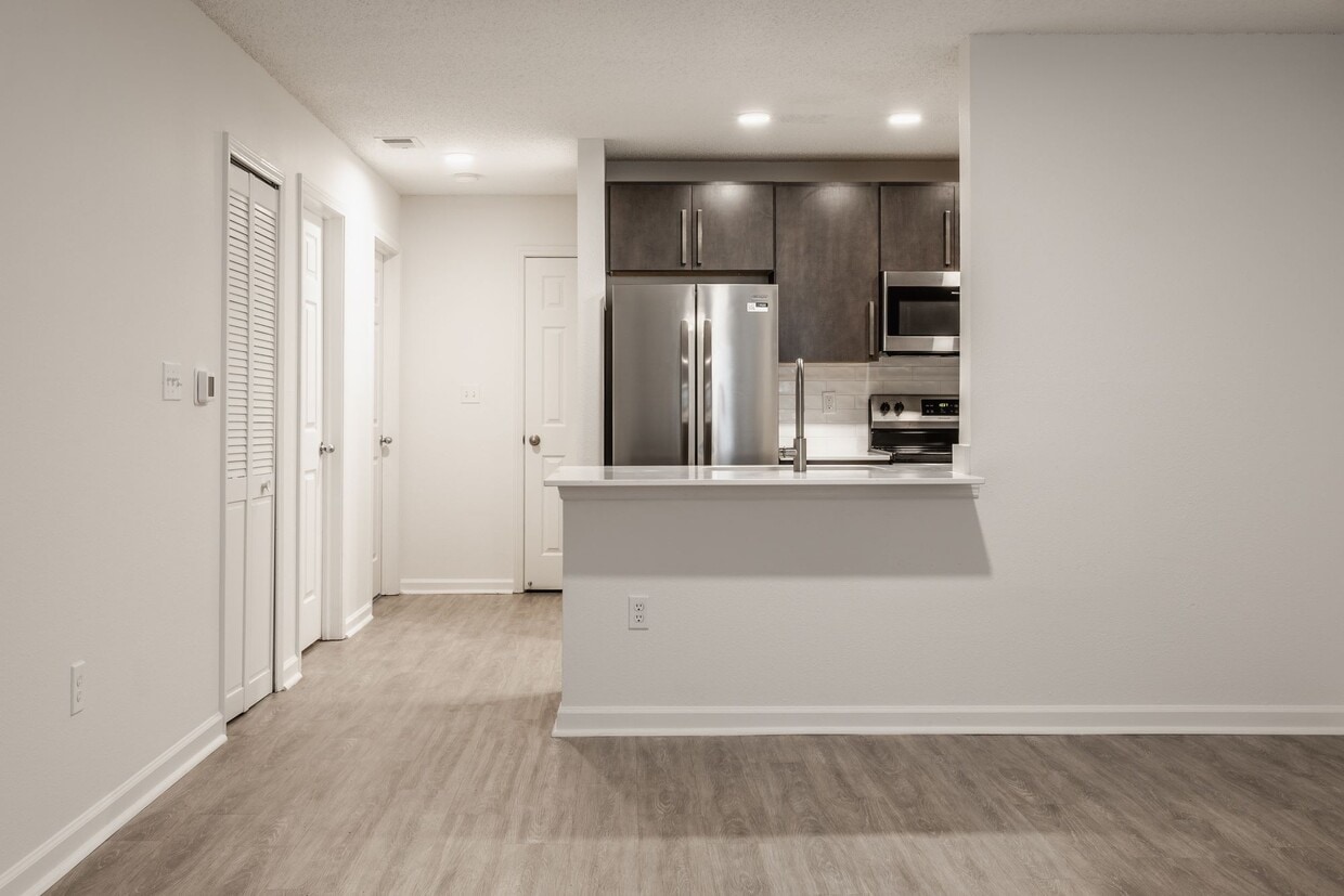 Latitudes Apartments - 8940 Latitudes Dr Indianapolis, IN 46237 ...
