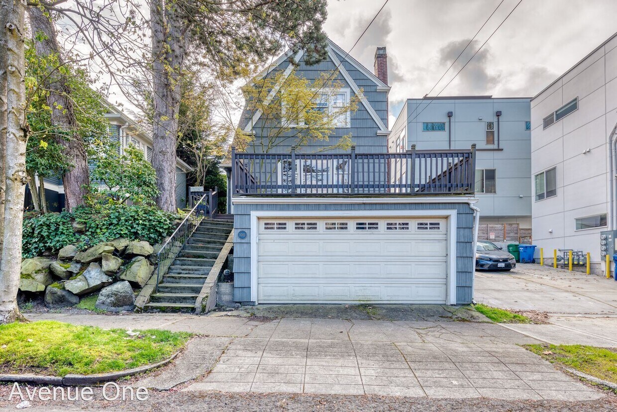 1011 E Lynn St, Seattle, WA 98102 - House Rental in Seattle, WA ...