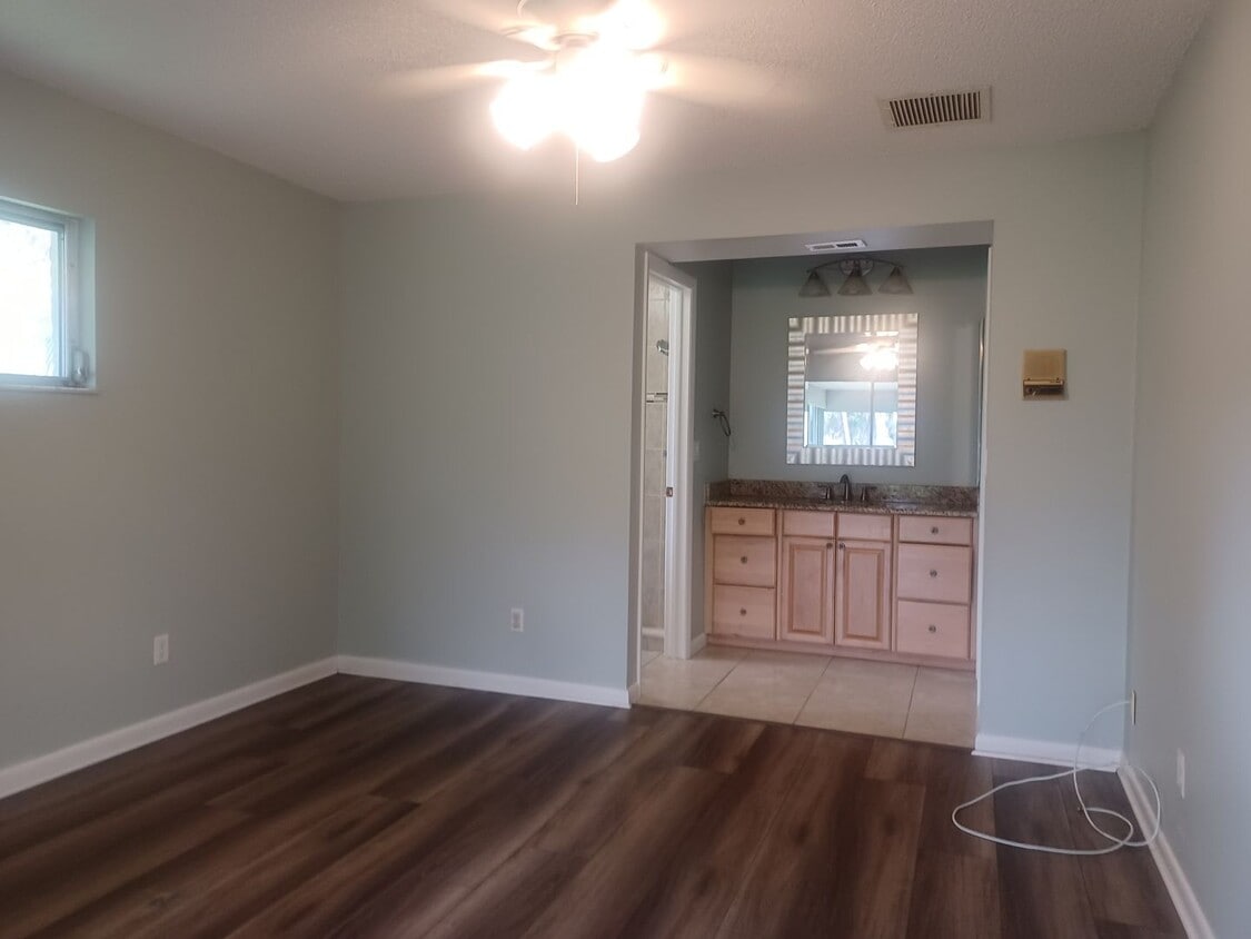 3727 Palm Tree Blvd, Cape Coral, FL 33904 | Apartments.com