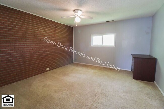 501 N Broadway St Unit E, Butler, IN 46721 - Condo for Rent in Butler ...