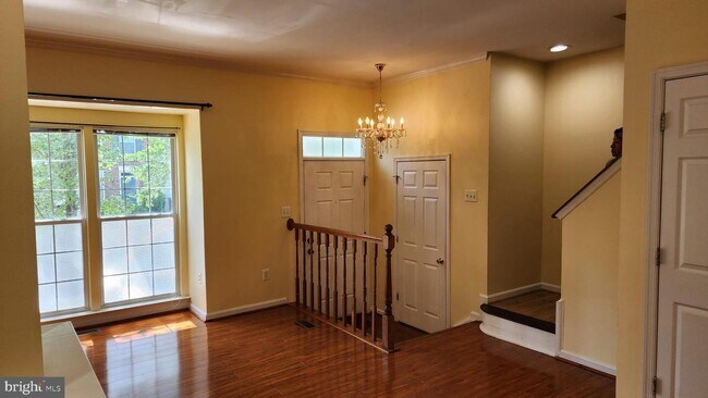 45528 Grand Central Sq, Sterling, VA 20166 - Townhome Rentals in ...