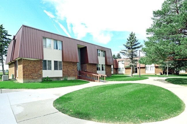 Pines Lapeer West Apartments Apartments Lapeer Mi Apartments