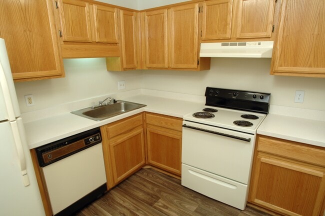Coach House Apartments - Southfield, MI | Apartments.com
