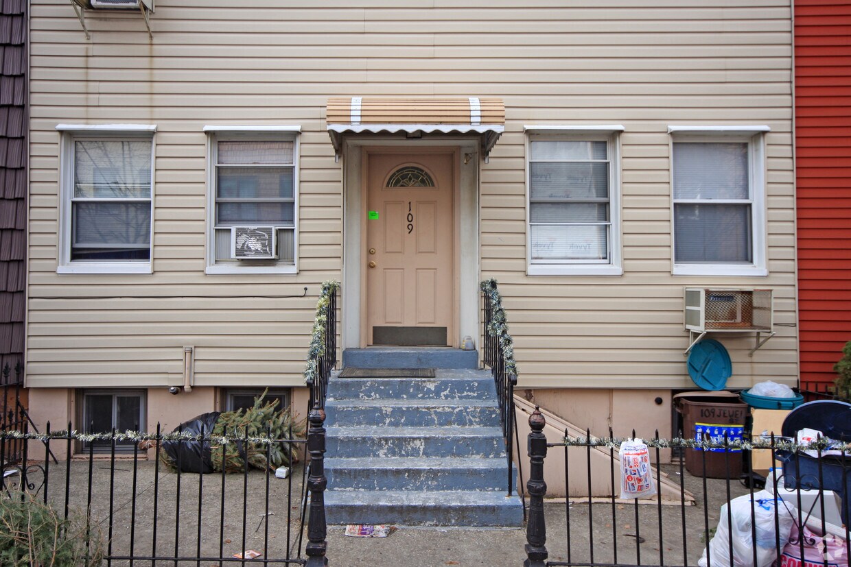 109 Jewel St, Brooklyn, NY 11222 - 109 Jewel St Brooklyn, NY 11222 ...