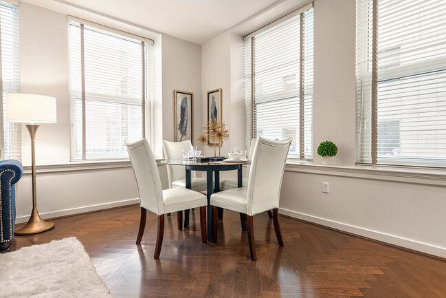 The Cobb Apartments - Seattle, WA | Apartments.com