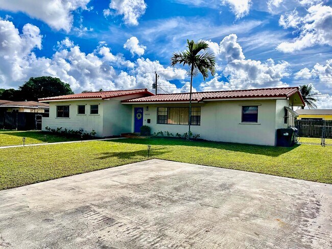 5800 NW 118th St Hialeah, FL 33012 - Alquileres en Hialeah, FL ...