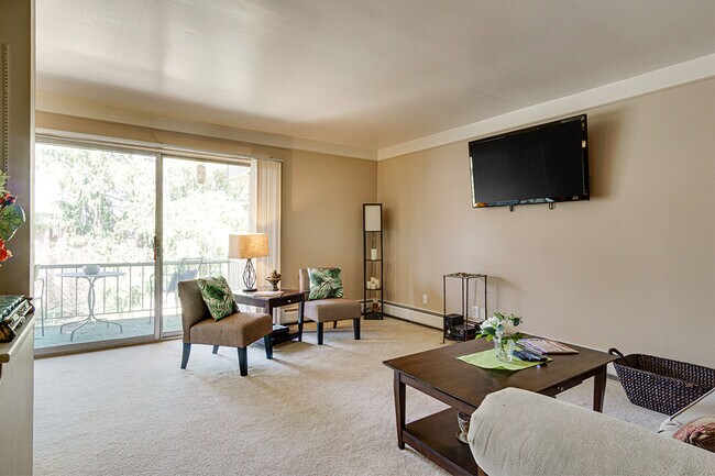 Hidden Tree Apartments and Townhomes - East Lansing, MI | Apartments.com