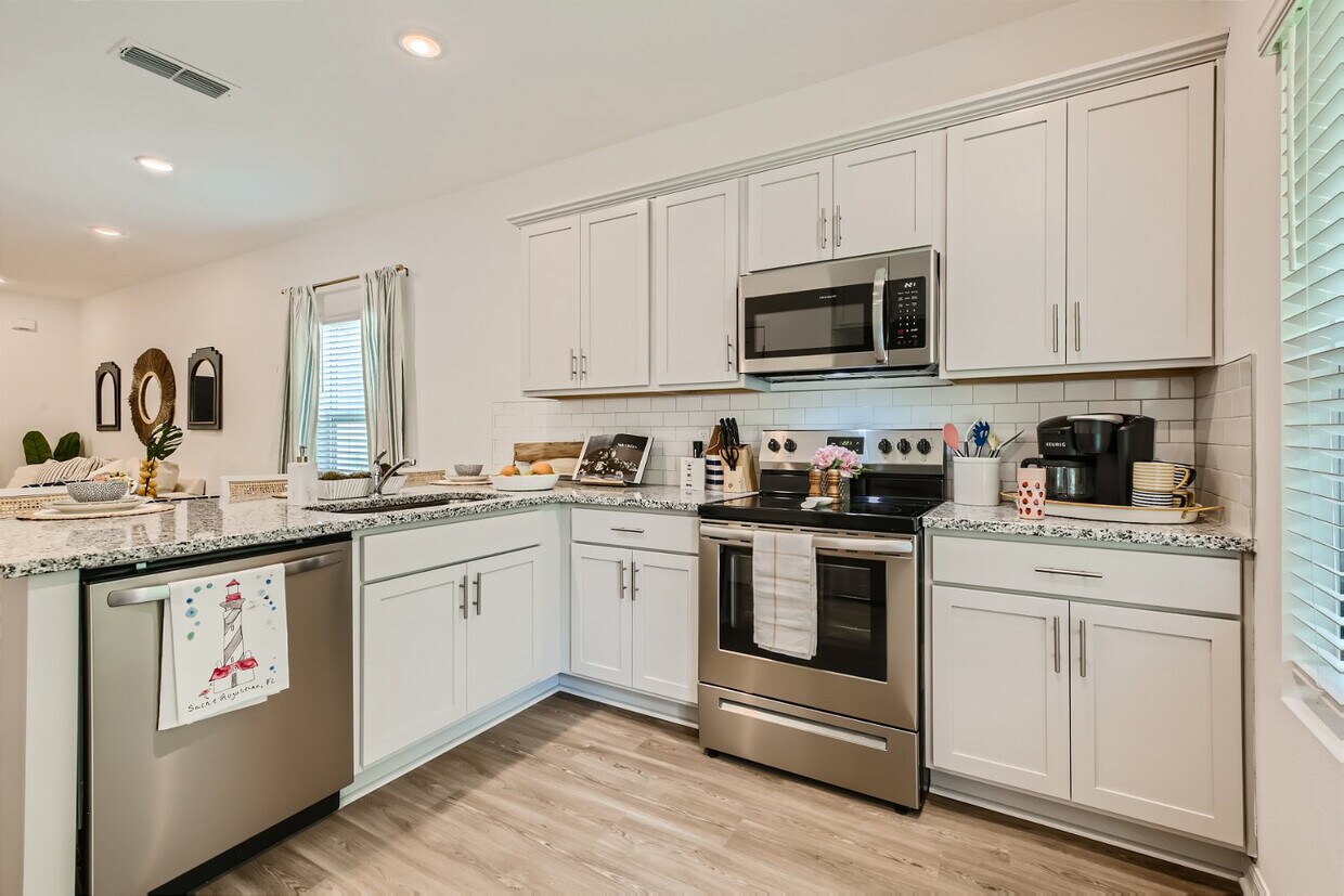 Beacon Point Townes - 41 Pamplona Dr Saint Augustine, FL - Apartments ...
