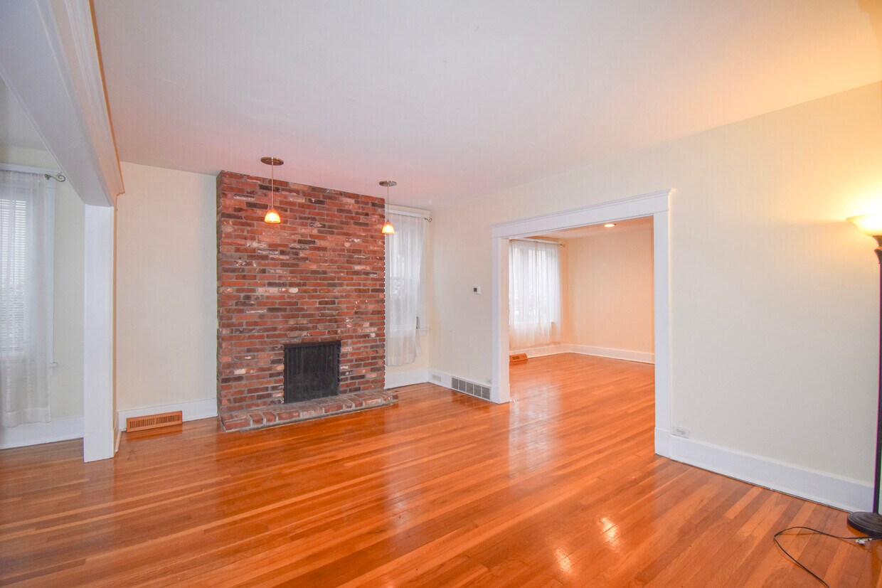 5728 Solway St Unit 1, Pittsburgh, PA 15217 - 5728 Solway St Pittsburgh ...