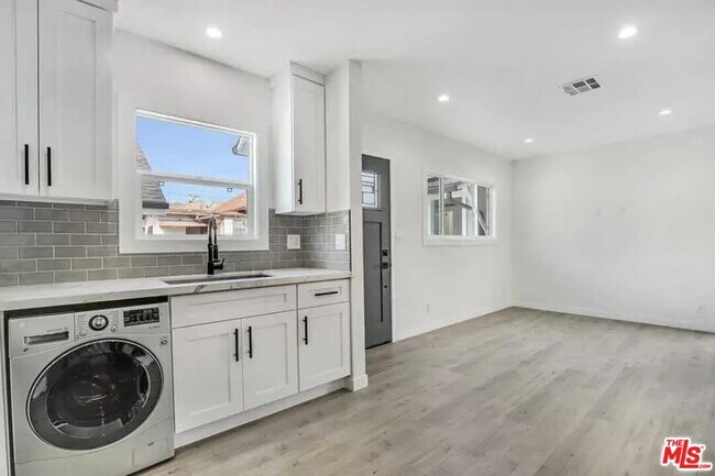 2243 Hancock St Unit 2243 1/2, Los Angeles, CA 90031 - Condo for Rent ...