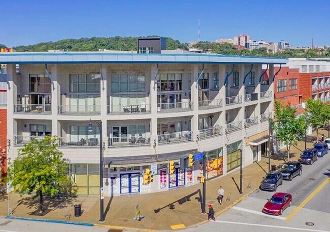 The Flats at Southside Works - Apartments in Pittsburgh, PA ...