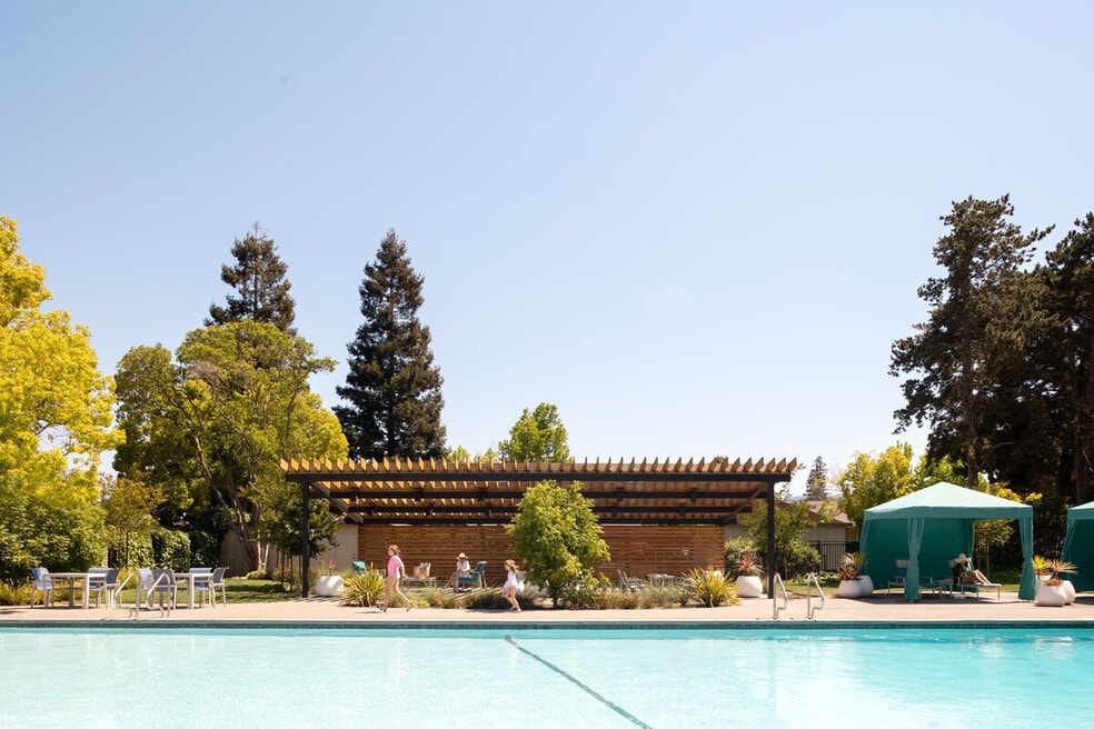 Apartments For Rent Near De Anza College - Cupertino, CA