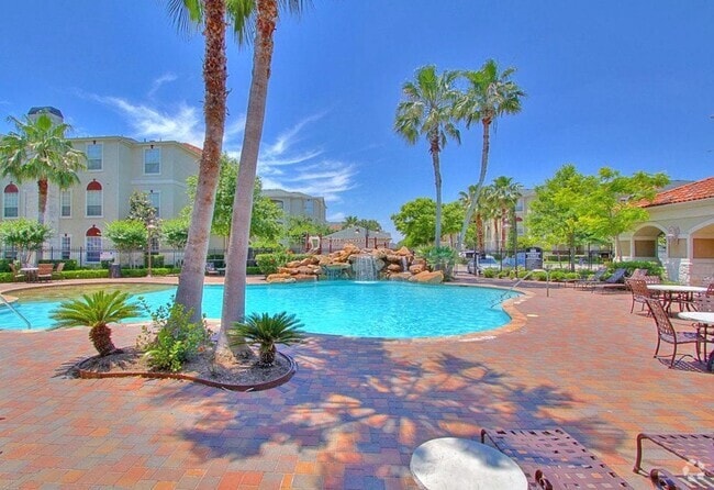 Briar Village Apartments for Rent with High Ceilings - Houston, TX ...