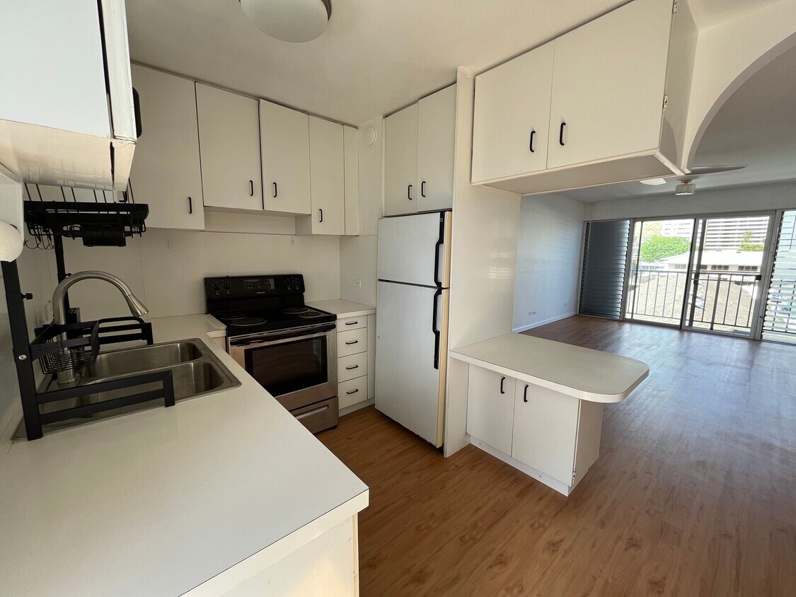 2440 Date St Unit 301, Honolulu, HI 96826 - Condo for Rent in Honolulu ...