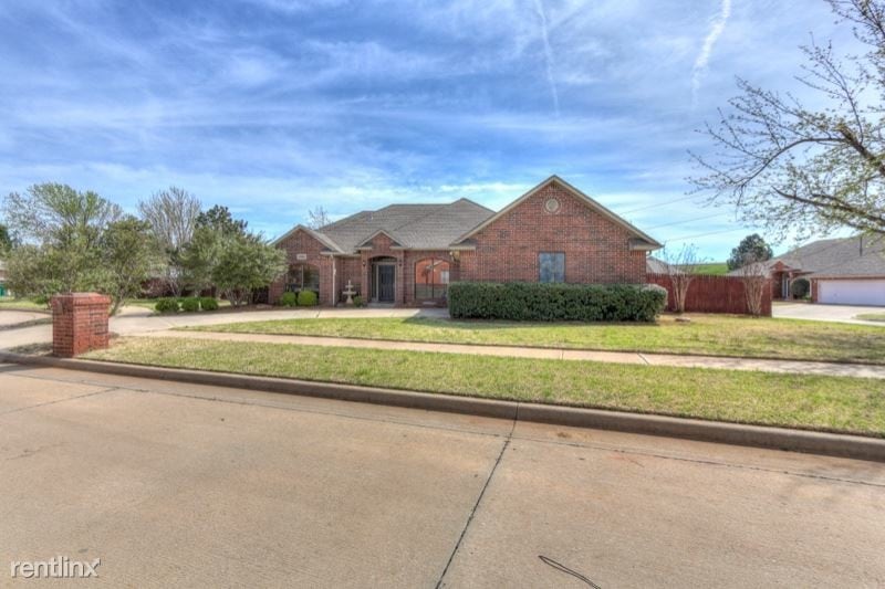 10400 Kristina Pl, Oklahoma City, OK 73162 - House Rental in Oklahoma ...