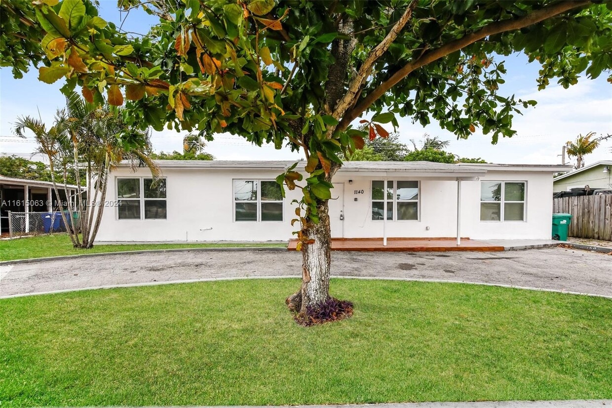 1140 NE 211Th Terrace, Miami, FL 33179 - House Rental in Miami, FL ...