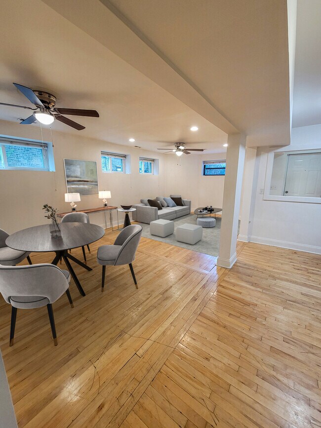 2544 N Burling St Unit GARDEN, Chicago, IL 60614 - Room for Rent in ...