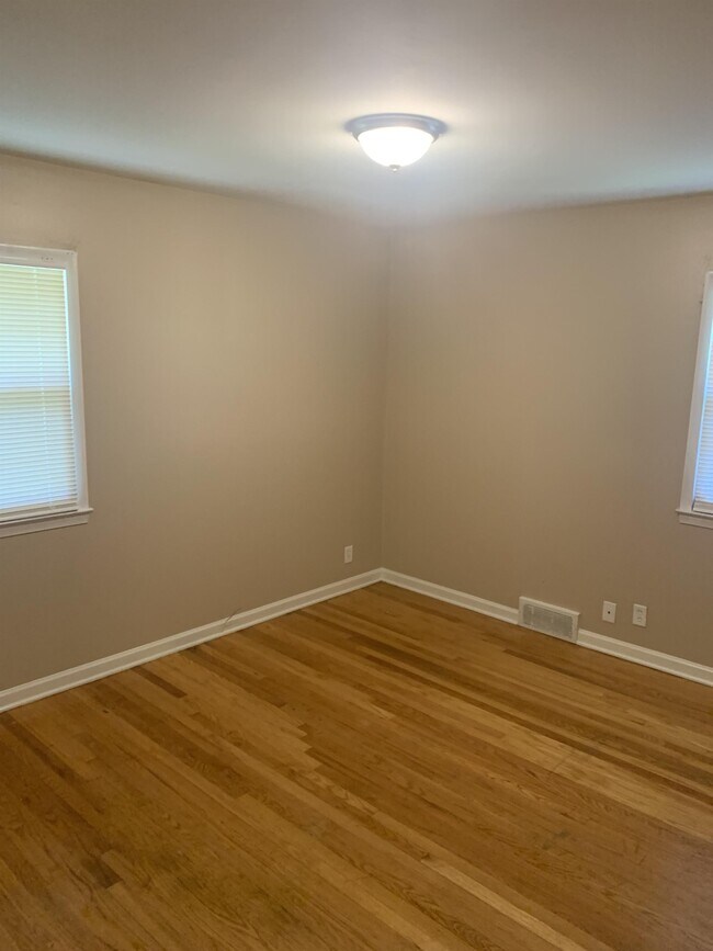 4845 Taylor St, Omaha, NE 68104 - House Rental in Omaha, NE ...