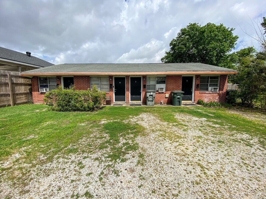 417-4 6th St Unit 4, Lake Charles, LA 70601 - Room for Rent in Lake Charles, LA | Apartments.com
