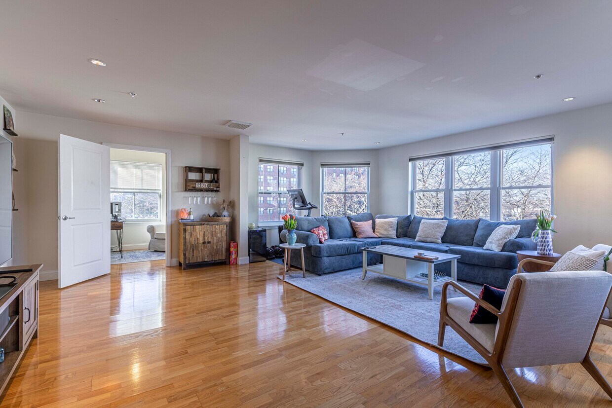 318 Rindge Ave Unit 201, Cambridge, MA 02140 - 318 Rindge Ave Cambridge ...