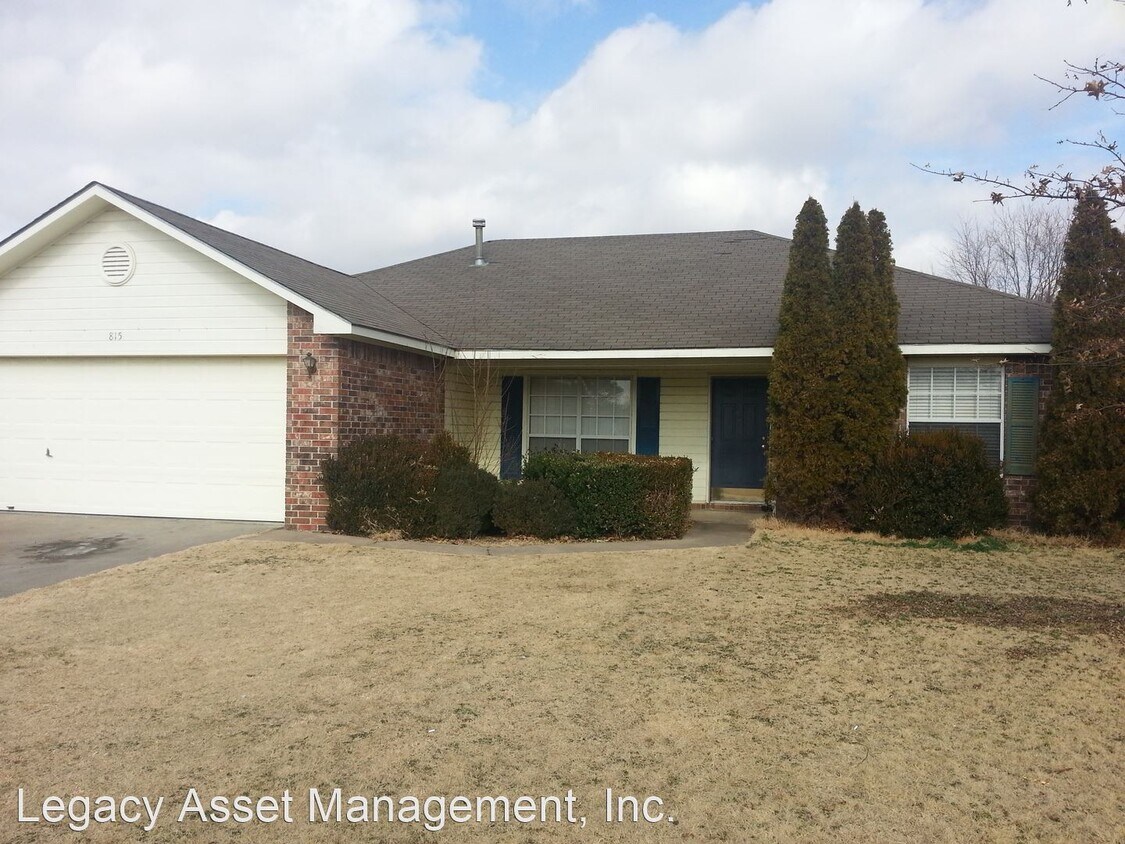815 Robin Hood Ct, Springdale, AR 72764 - House Rental in Springdale ...