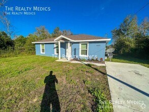 Ocala Ridge Houses under $700 - Ocala, FL - 2 Homes | Apartments.com