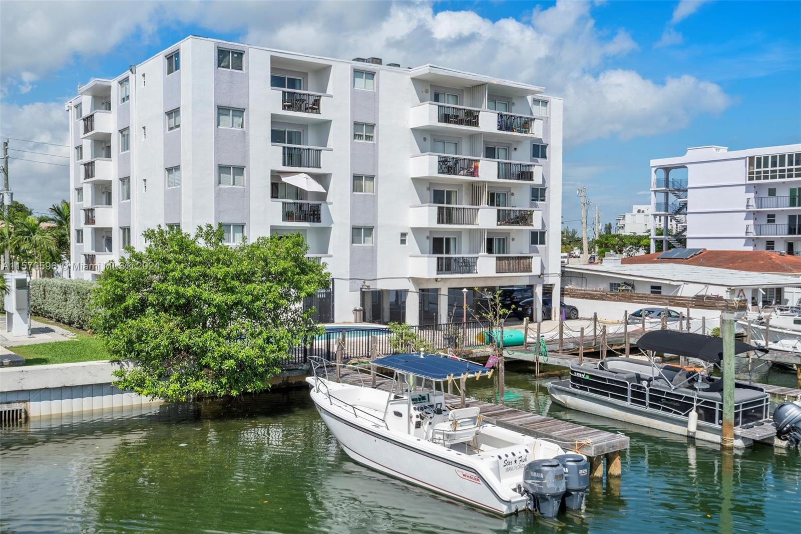 8101 Crespi Blvd Unit 506, Miami Beach, FL 33141 - Room for Rent in ...