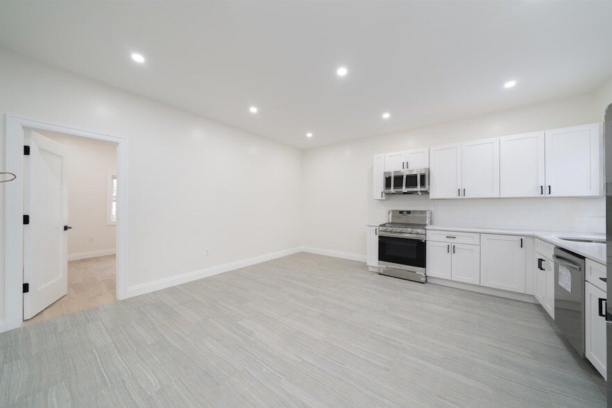 300 Summit Ave Unit 2, Jersey City, NJ 07306 | Apartments.com