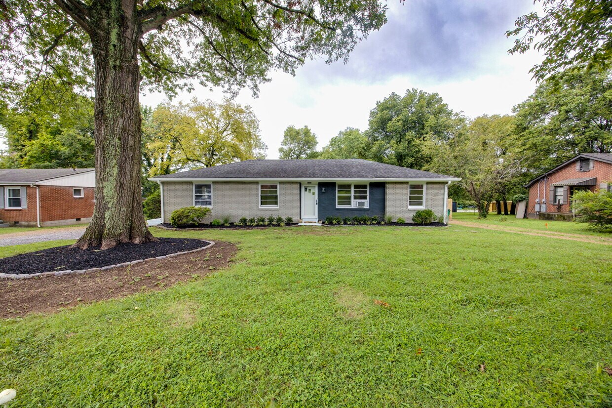 1314 Coreland Dr, Madison, TN 37115 - Townhome Rentals in Madison TN ...