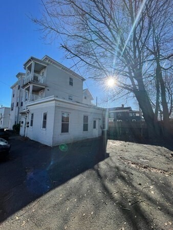 60 Bridge St Unit 1, Salem, MA 01970 - Room for Rent in Salem, MA ...