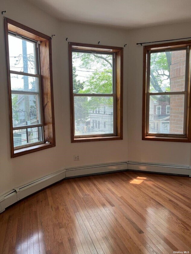 145-17 105th Ave, Queens, NY 11435 - House Rental in Queens, NY ...