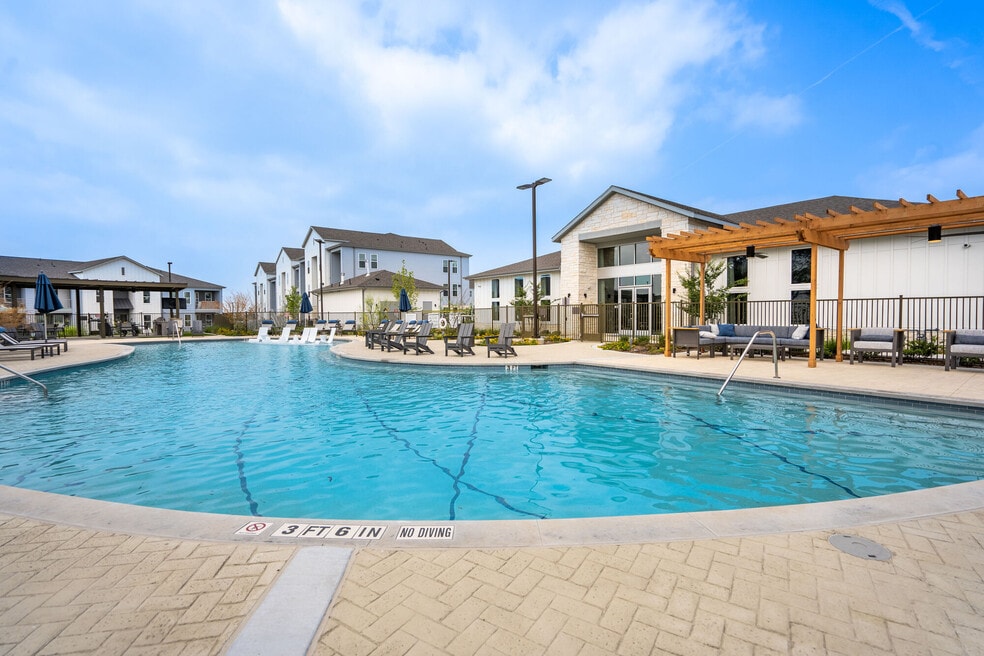 Dobie Twenty21 Student Spaces - 2021 Guadalupe St Austin, TX 78705 ...