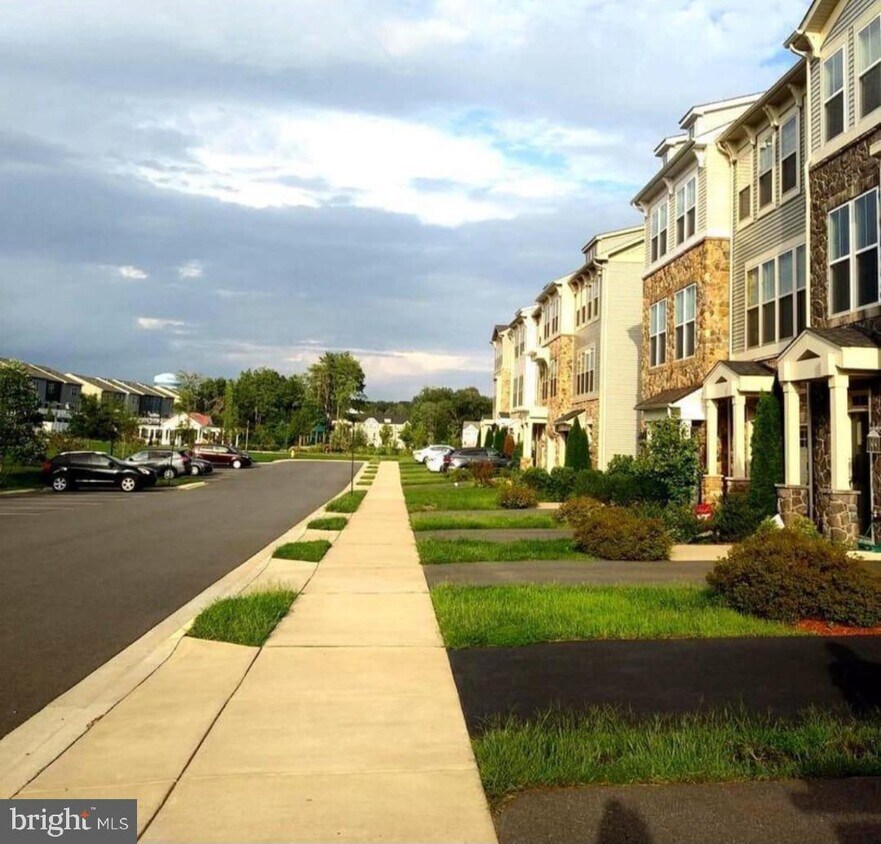 8937 Garrett Way, Manassas, VA 20112 - Townhome Rentals in Manassas VA ...