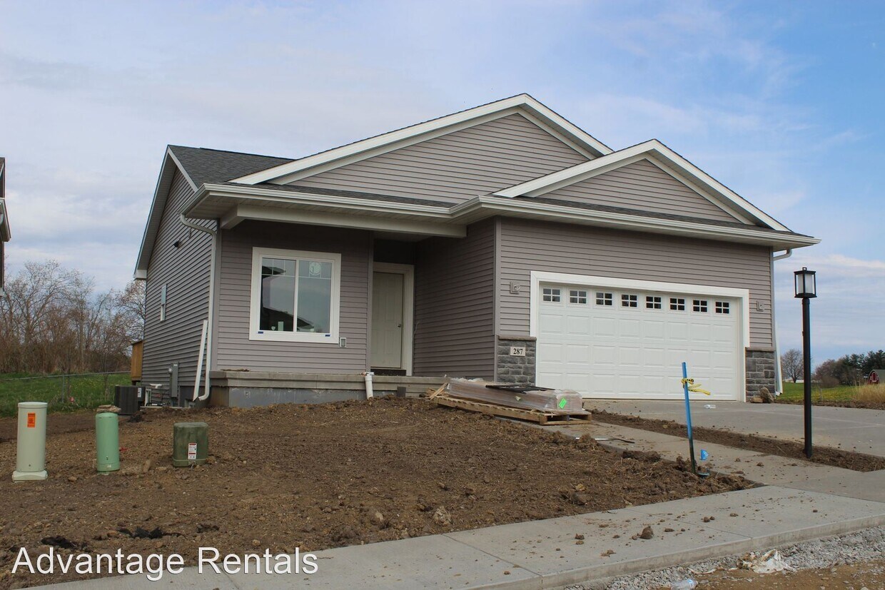 287 Danielle St, Iowa City, IA 52245 - House Rental in Iowa City, IA ...