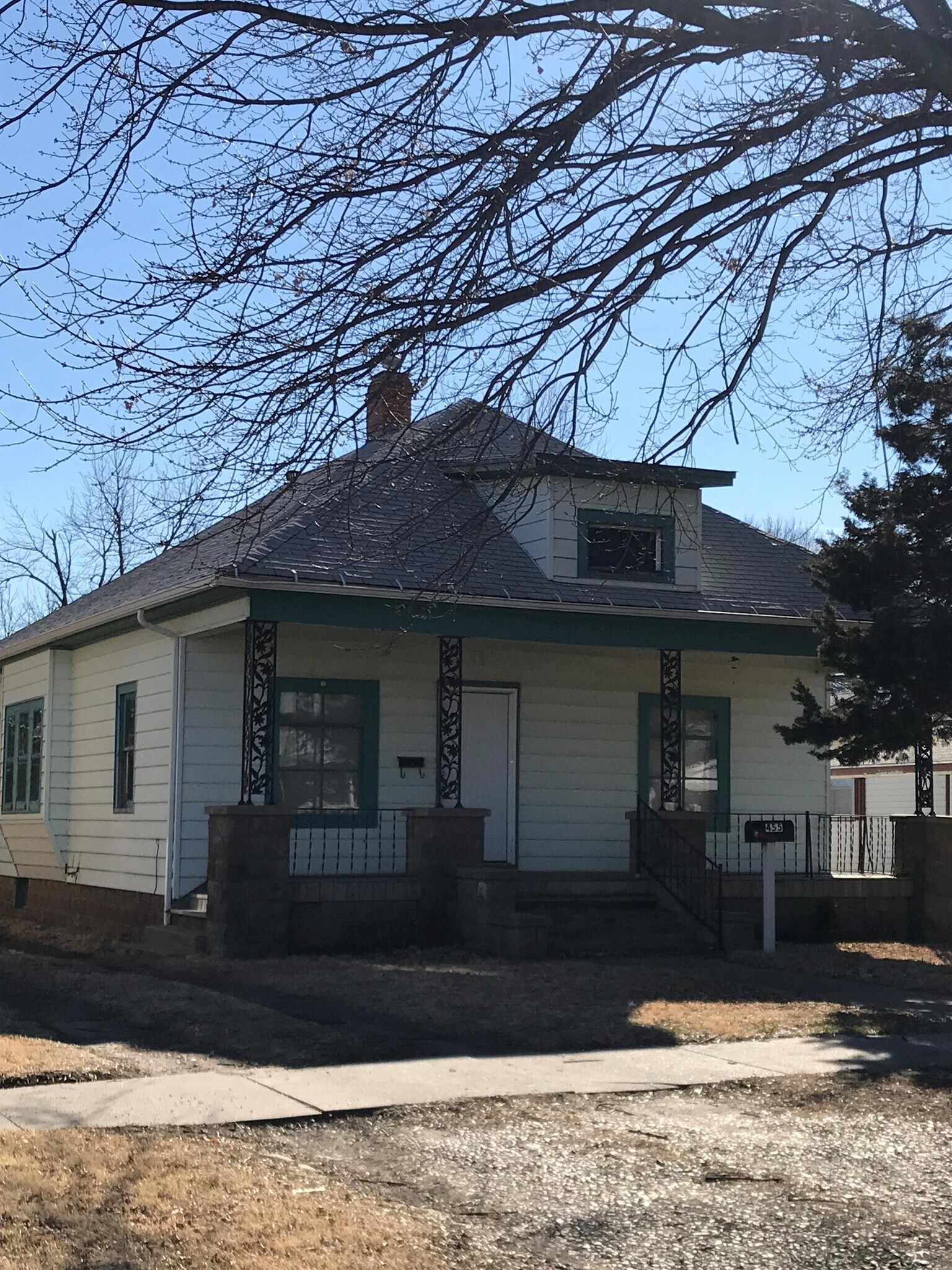 455 W 2nd St, Hoisington, KS 67544 - House Rental in Hoisington, KS ...