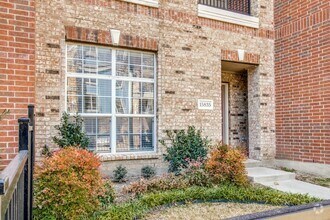 Addison Circle Park Townhouses for Rent - Addison, TX - 1 Townhouses ...