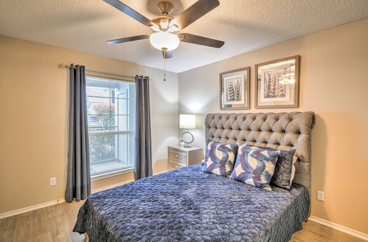 Sutton Place Apartments - Dallas, TX | Apartments.com